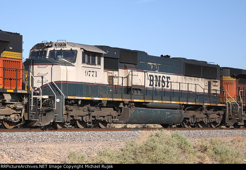 BNSF 9771